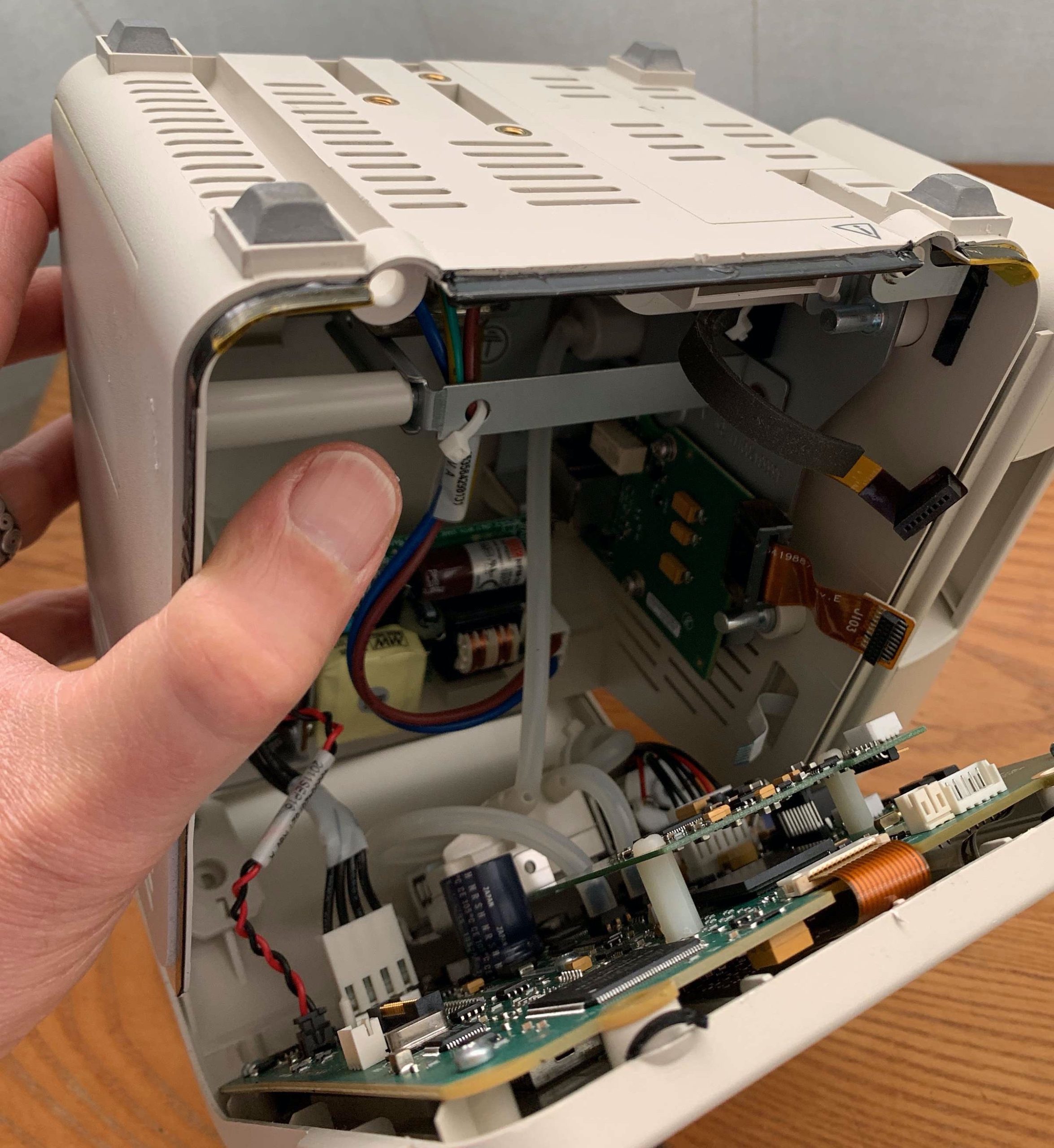 Hacking Hardware | Molecularist